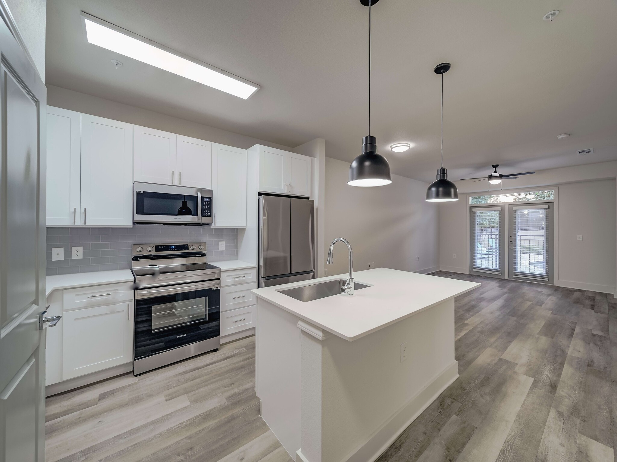 Cortland Addison Circle - 15777 Quorum Dr Addison, TX 75001 ...