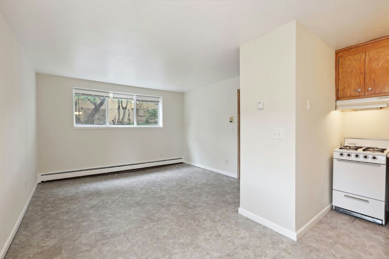 4628 Tyler St NE Unit 4628-103, Minneapolis, MN 55421 - Room for Rent ...