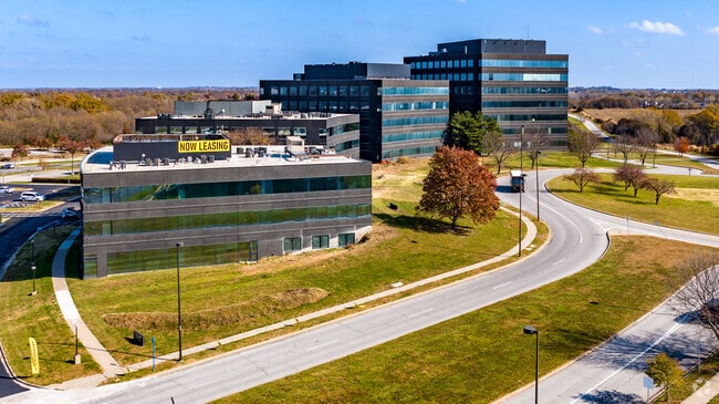 Lofts at Tiffany Springs - Apartments in Kansas City, MO | Apartments.com