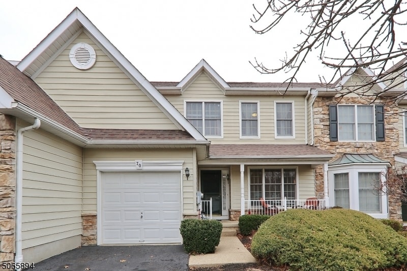 70 Patriot Hill Dr, Basking Ridge, NJ 07920 - Townhome Rentals in ...