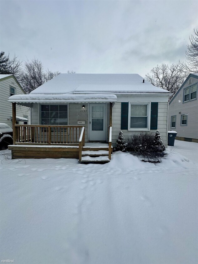 1137 Harrison St, Inkster, MI 48141 - House Rental in Inkster, MI ...
