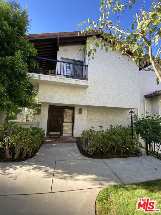 17238 Palisades Cir, Los Angeles, CA 90272 - Room for Rent in Los ...