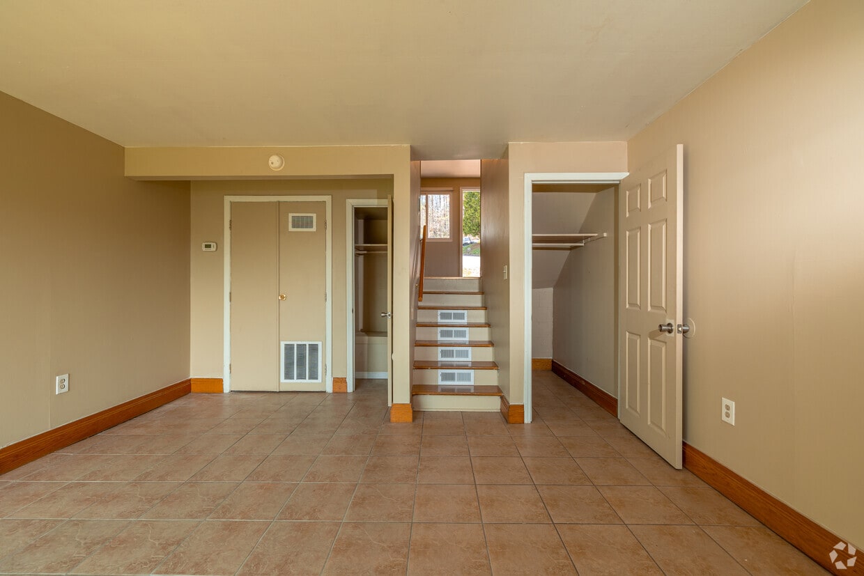 Forest Hills Apartments - 217 Grant St Sykesville, PA 15865 ...