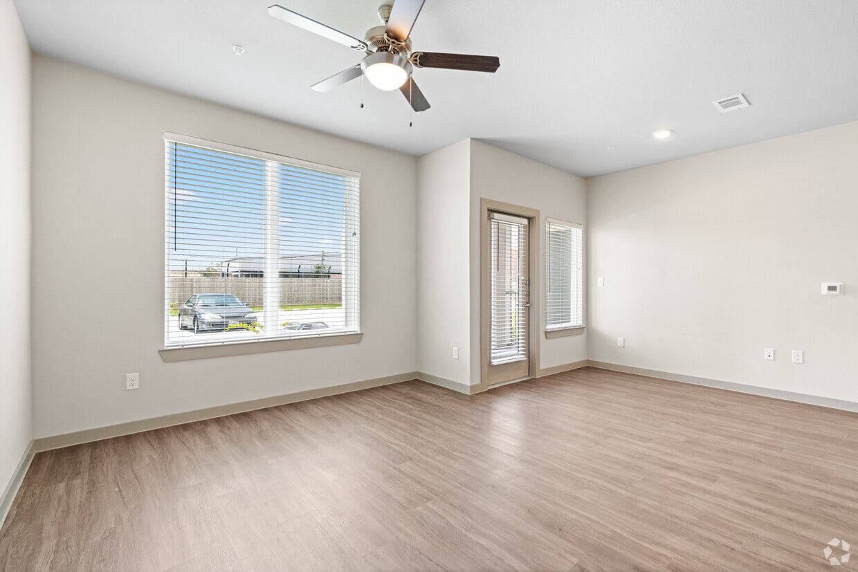 Cole Creek Estates - 6855 Gessner Rd Houston, TX 77040 | Apartments.com