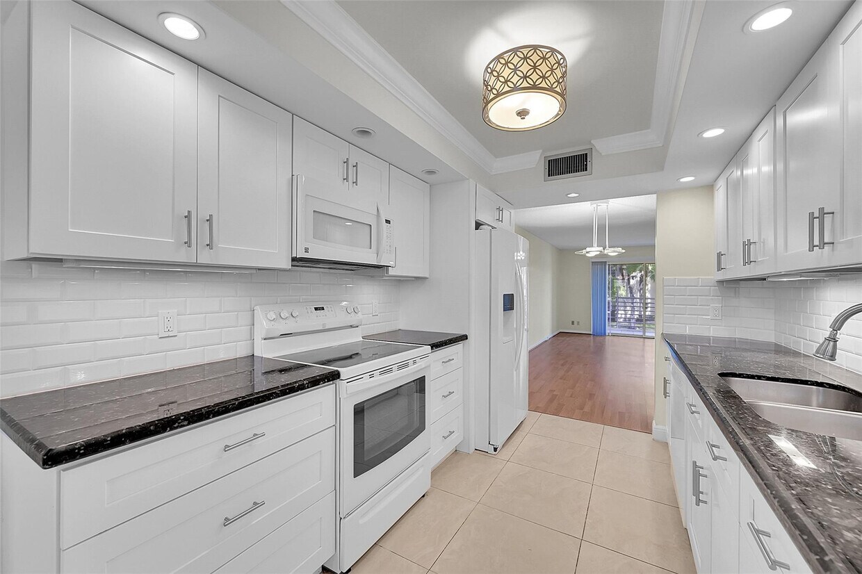 1802 Eleuthera Point Unit E2, Coconut Creek, FL 33066 - Condo for Rent ...