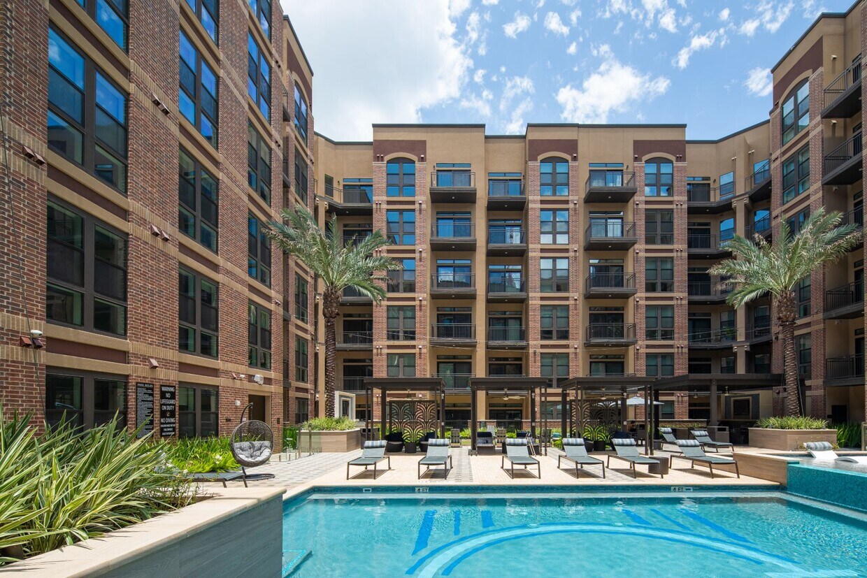 516 W 20th St Unit S-7811, Houston, TX 77008 - Room for Rent in Houston, TX | Apartments.com