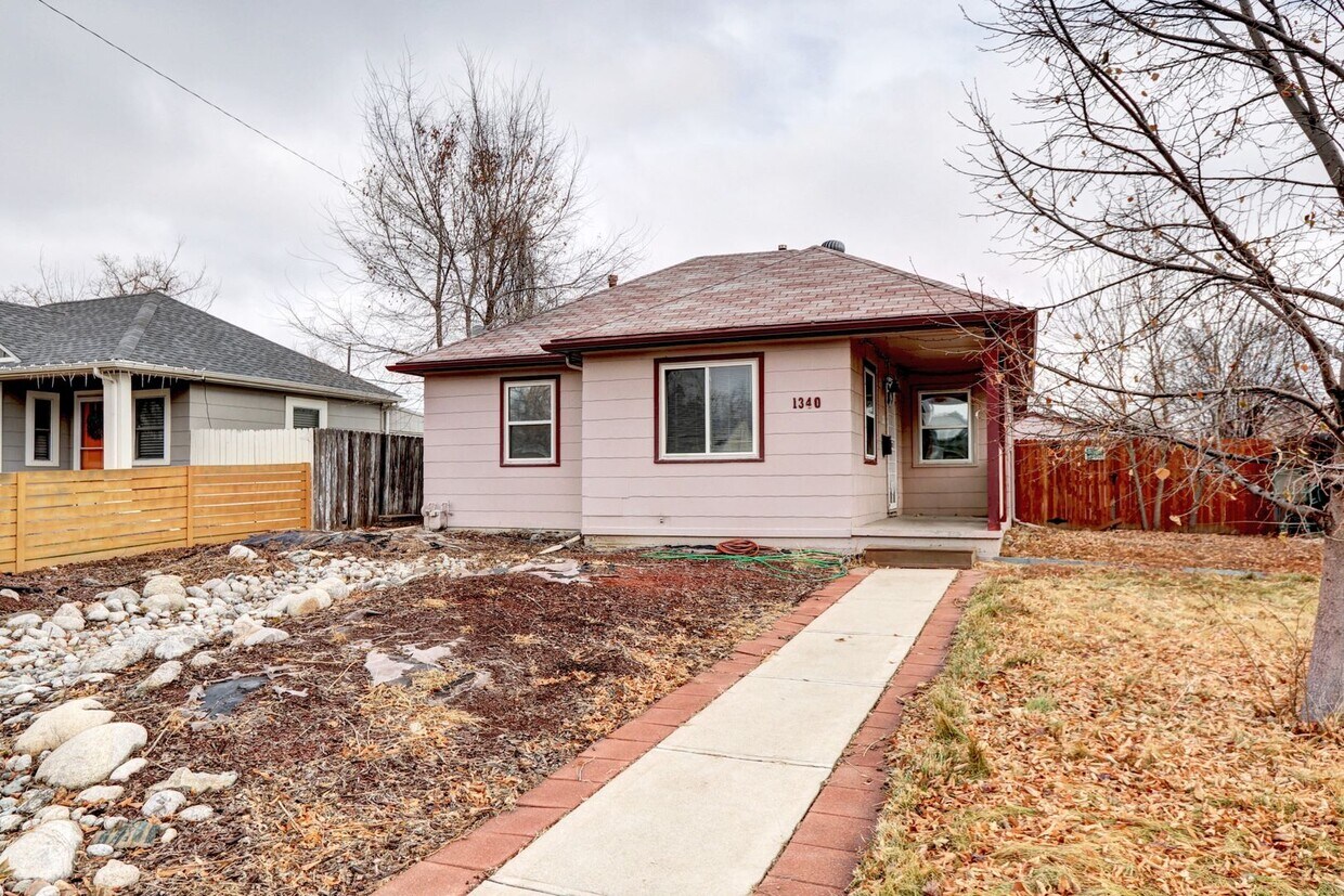 1340 Trenton St, Denver, CO 80220 - House Rental in Denver, CO ...