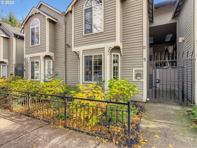 3812 S Kelly Ave Unit #4, Portland, OR 97239 - 3812 S Kelly Ave ...