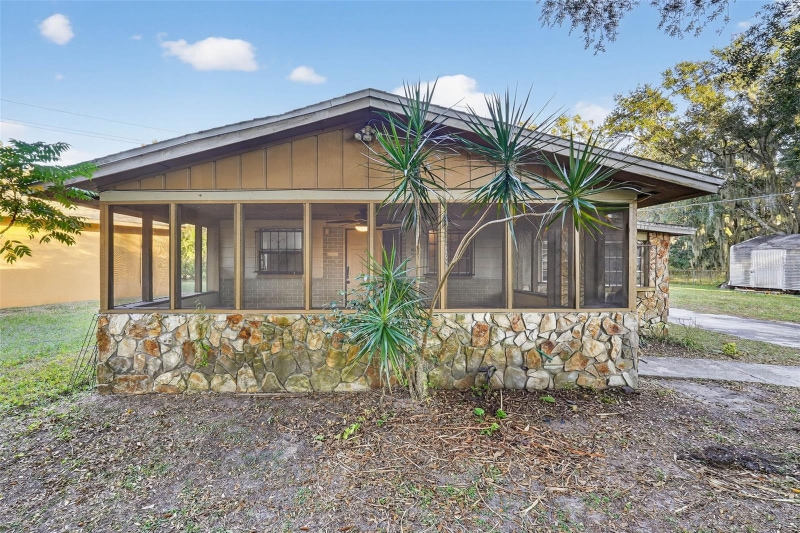 614 Spruce St, Plant City, FL 33563 | Apartments.com