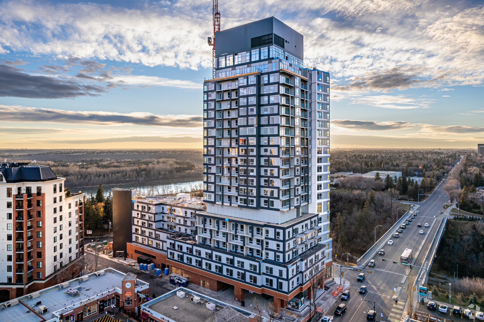 Glenora Park Apartments - 10152 Clifton Pl Nw Edmonton, AB | Apartments.com