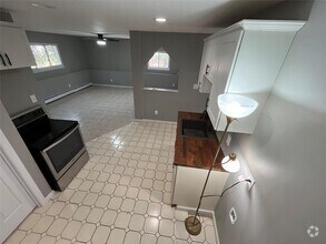 Loretta Park Townhouses for Rent - Brentwood, NY from