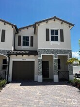 Best Luxury Fairways at Keys Gate Apartments for Rent - Homestead, FL ...