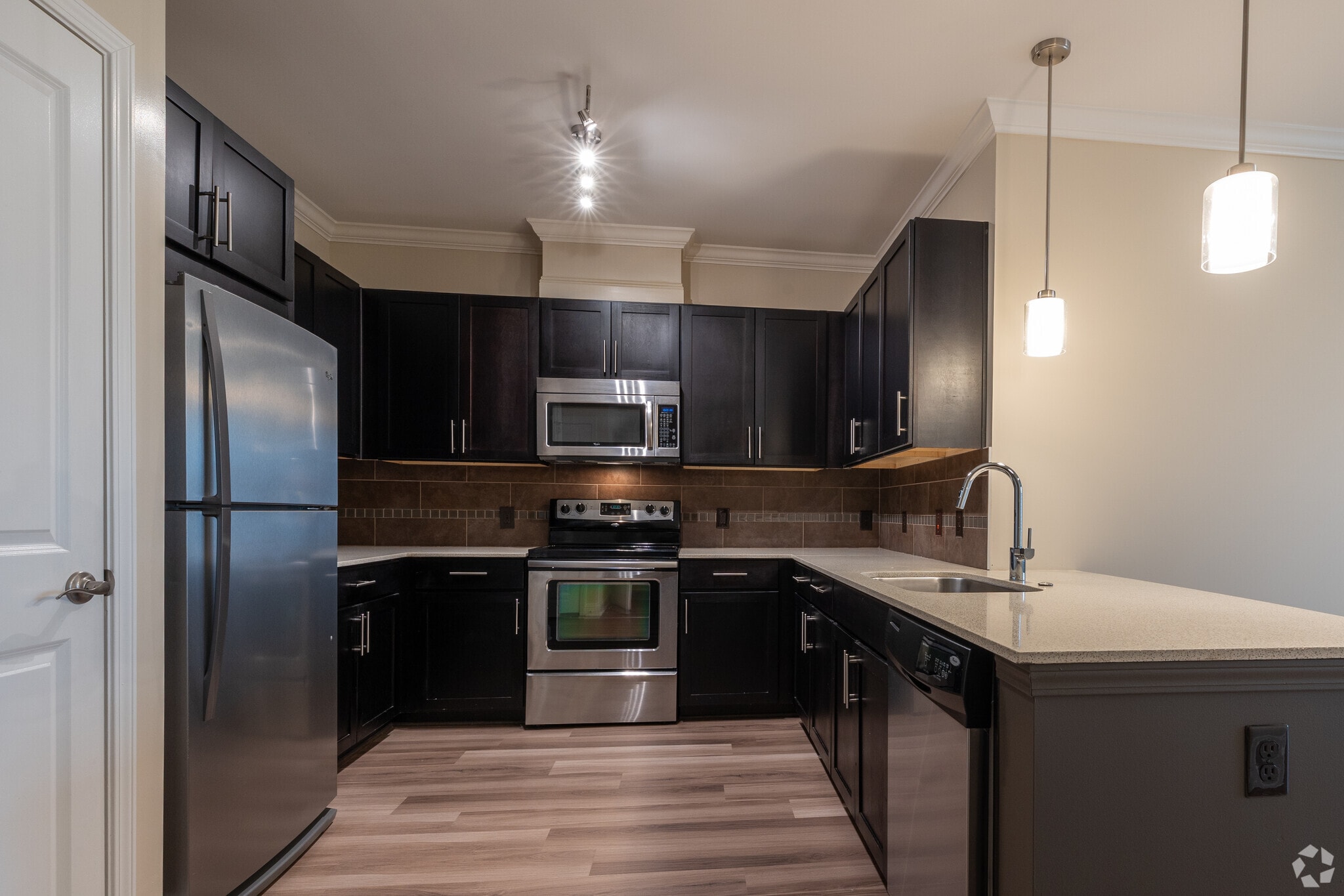 Gables Centerpointe - 12190 Waveland St Fairfax, VA 22033 | Apartments.com