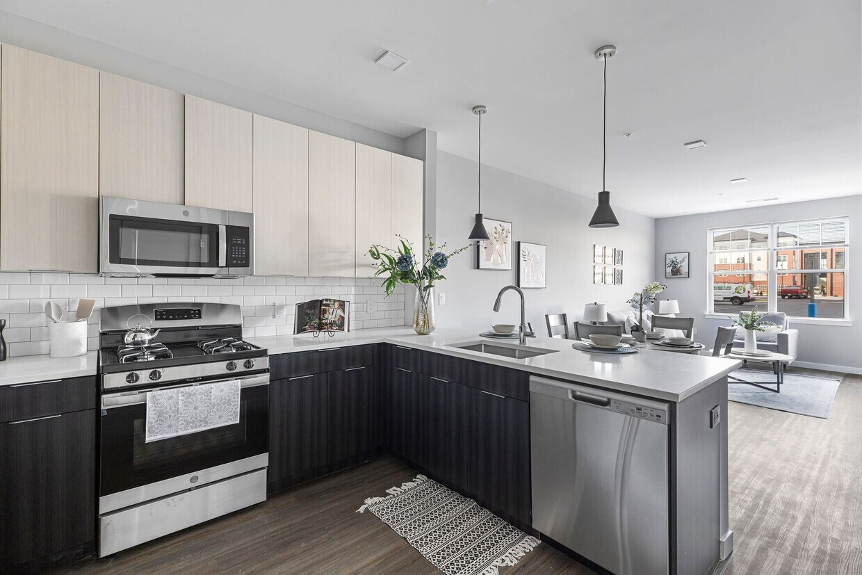 Enclave at Woodcrest Station - Apartments in Cherry Hill, NJ ...