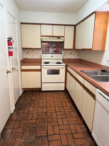 13303 Kit Ln, Dallas, TX 75240 - Townhome Rentals in Dallas TX ...