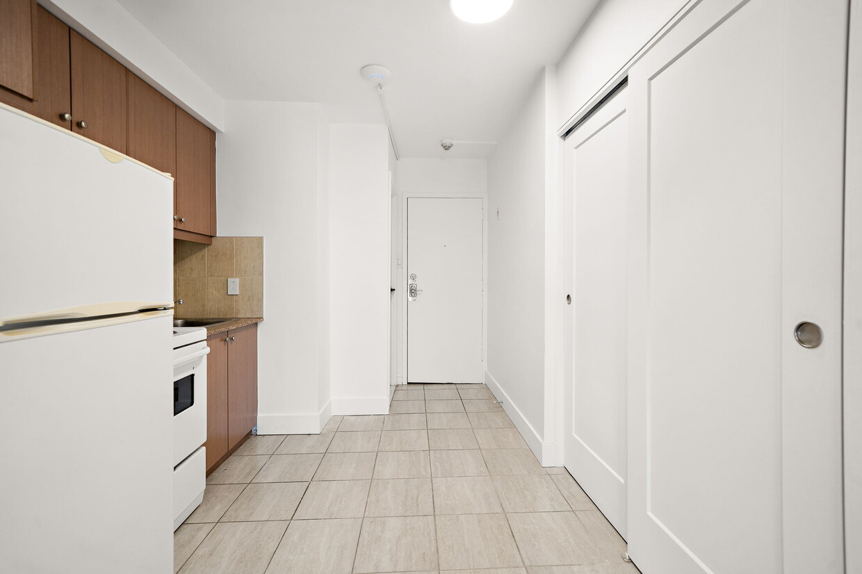 1180 Rue Du Fort Apartments - 1180 Rue Du Fort Montréal, QC ...
