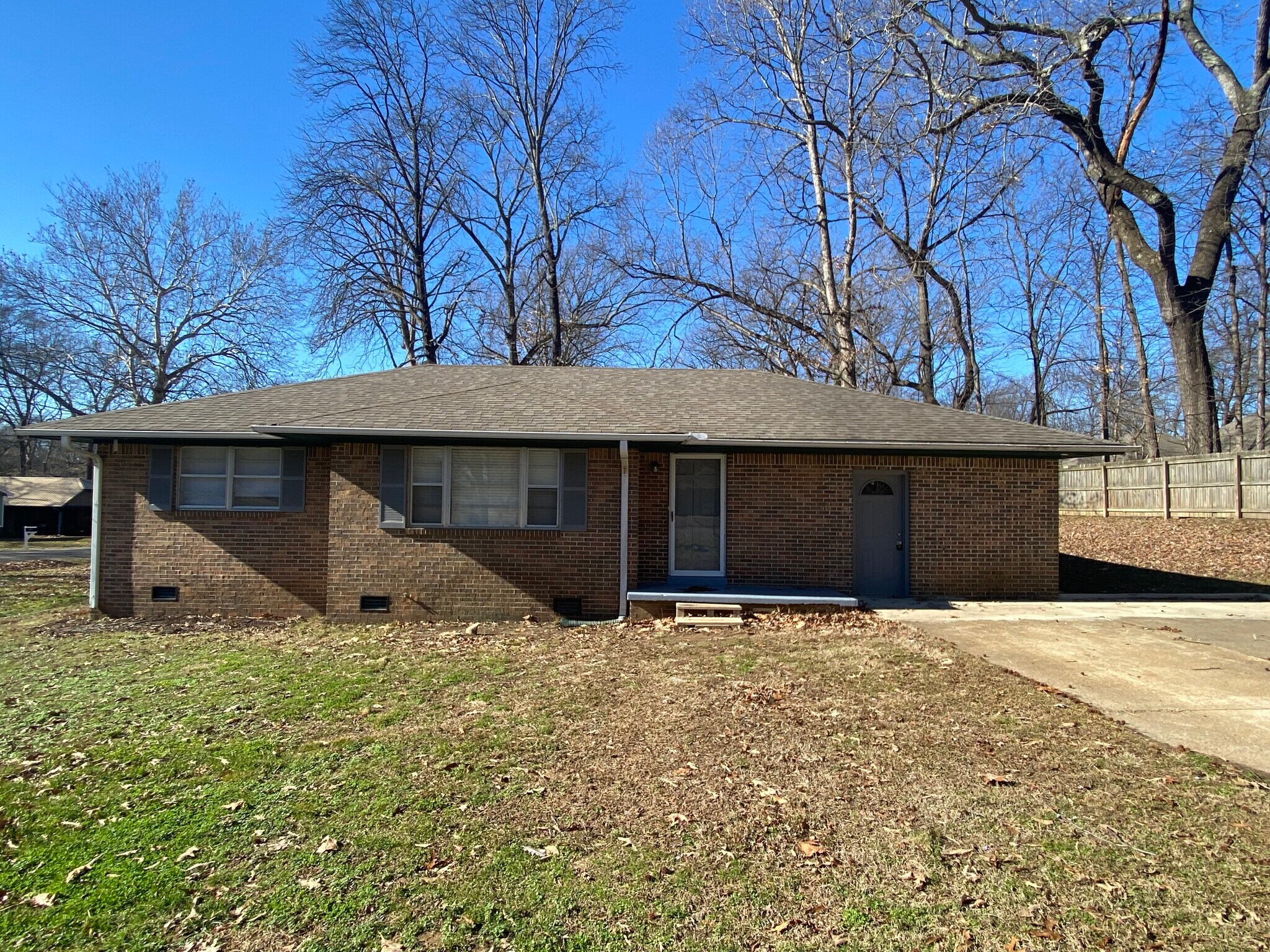 607 Pearson Dr, Jackson, TN 38305 - House Rental in Jackson, TN ...
