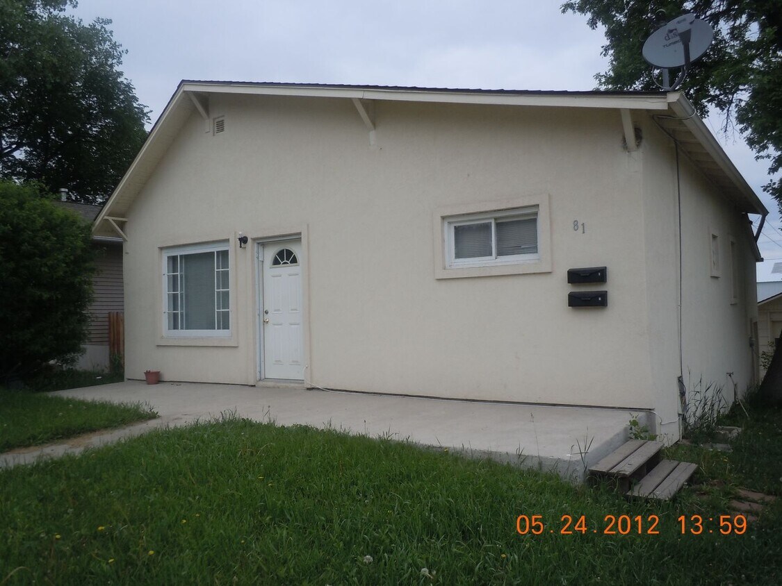 815 Valley Unit Apt B, Minot, ND 58701 - Room for Rent in Minot, ND | Apartments.com