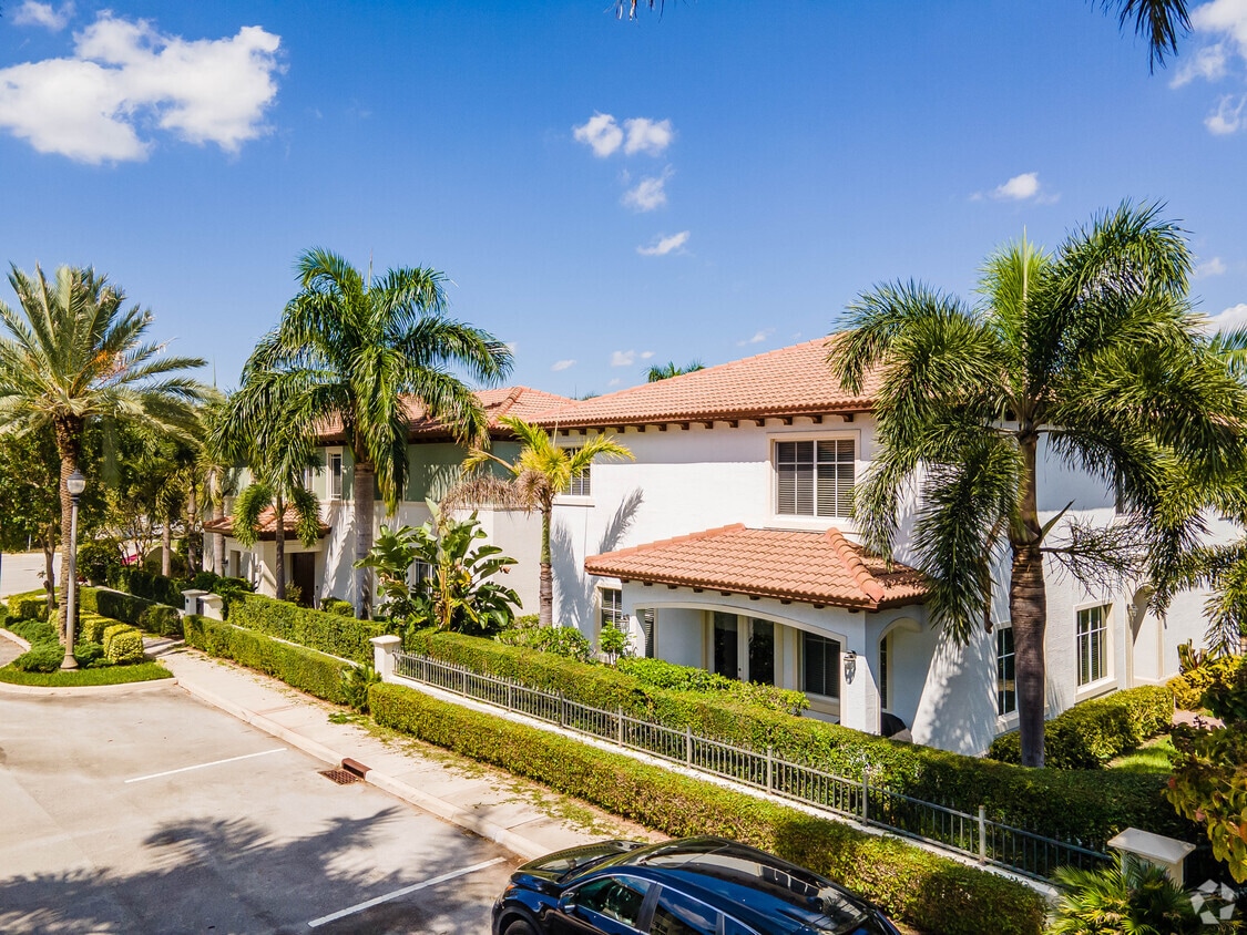 Library Commons - 24-74 NW 7th St Boca Raton, FL 33432 | Apartments.com