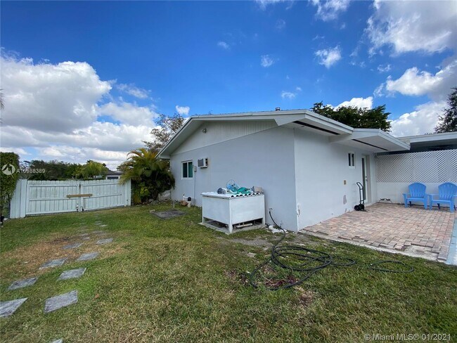 10880 SW 120th St, Miami, FL 33176 - House Rental in Miami, FL ...