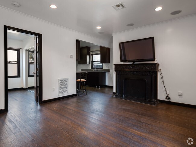 Spaulding Square Apartments for Rent with a Dog Park - West Hollywood ...