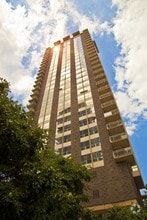 Riley Towers Rentals - Indianapolis, IN | Apartments.com