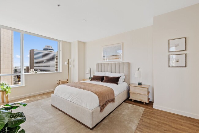 44 MONROE - Apartments in Phoenix, AZ | Apartments.com