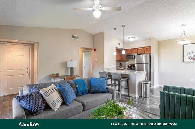 7325 Goldenpointe Blvd Unit 7402-204.2329, Orlando, FL 32807 ...