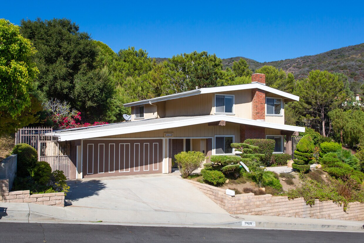 16619 Bienveneda Pl, Pacific Palisades, CA 90272 - House Rental in ...