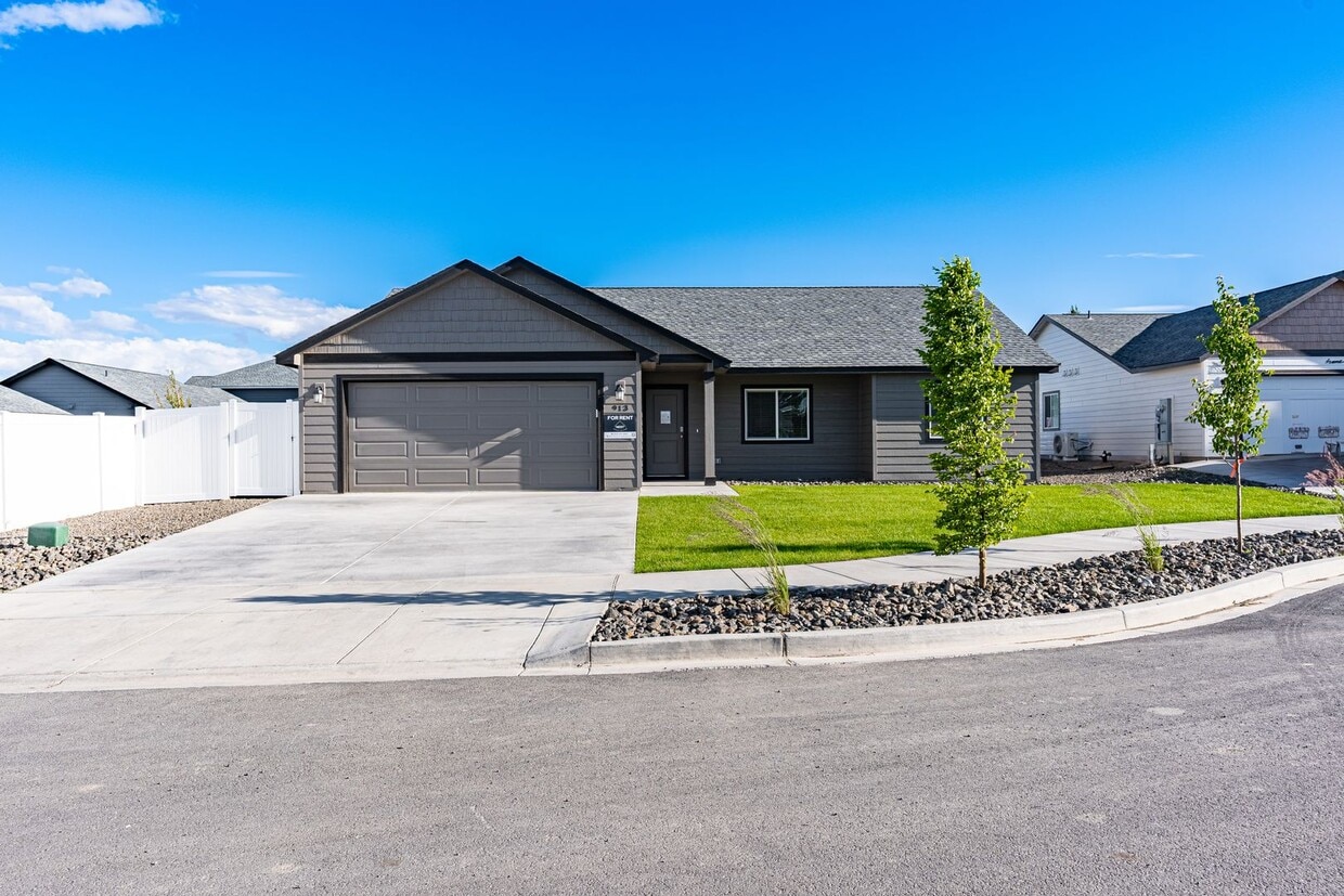 913 N Washington St, Moses Lake, WA 98837 - House Rental in Moses Lake ...