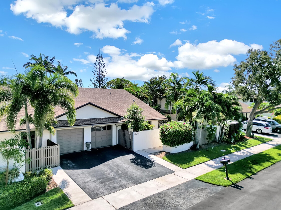 309 SW 29th Ave, Delray Beach, FL 33445 - House Rental in Delray Beach, FL | Apartments.com