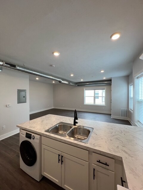 Michigan Street Apartment Homes - Apartments in Grand Rapids, MI ...