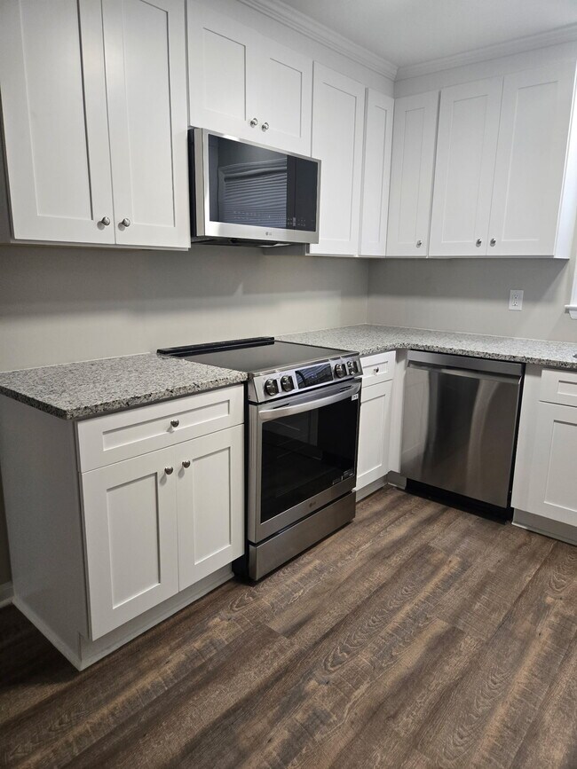 Apartments for Rent with Parking in Clinton Heights, Greensboro ...