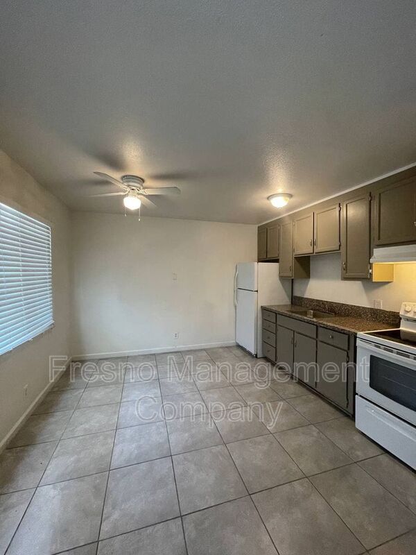 1322 E Bulldog Ln Unit G, Fresno, CA 93710 - Condo for Rent in Fresno ...