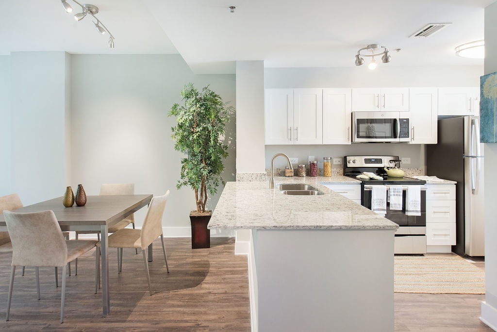 The Flats at City Place - 701 S Rosemary Ave West Palm Beach, FL 33401 ...