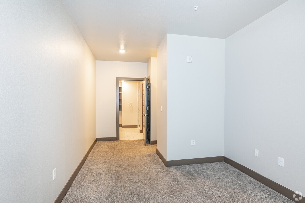 8TWO8 on Broadway Apartments - 828 N Broadway Denver, CO 80203 ...