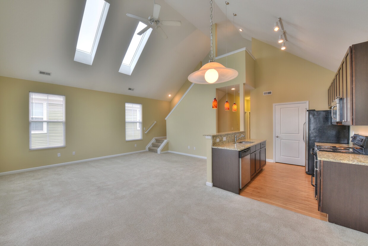 Grandview Village Apartments Townhomes for Rent - Grandview Heights, OH ...