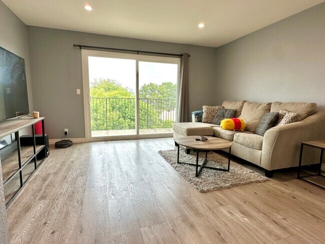 1741 Neil Armstrong St Unit 201, Montebello, CA 90640 - Condo for Rent ...