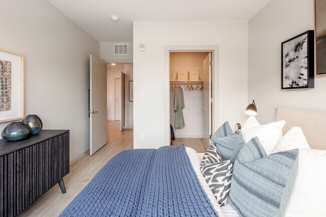 AVRA at RidgeGate Station - 10900 High Note Ave Lone Tree, CO 80124 ...