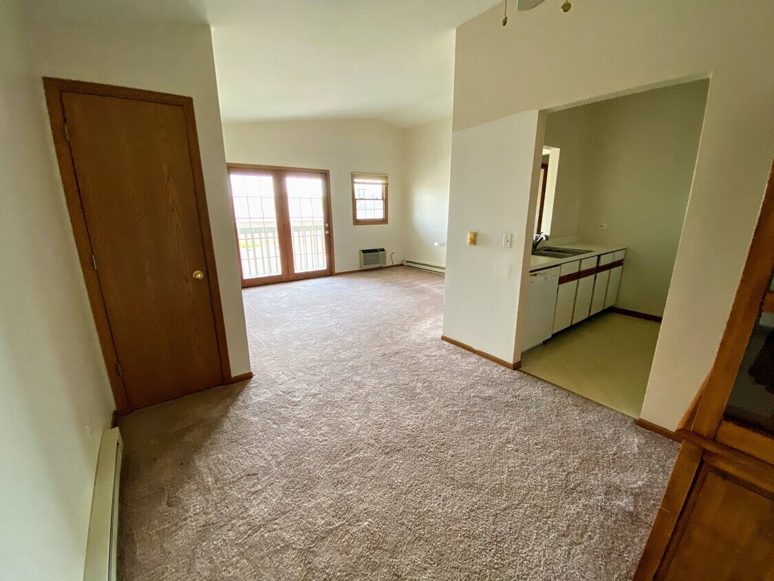 431 Leah Ln Unit 3B, Woodstock, IL 60098 - Condo for Rent in Woodstock ...
