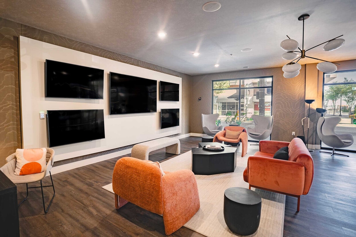 Gateway Lofts Cincinnati - 115 W Mcmillan St Cincinnati, OH 45219 ...