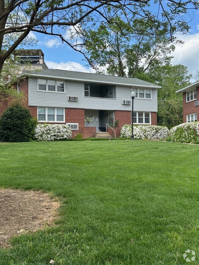 Cameron Village Apartments for Rent - Raleigh, NC - 678 Rentals ...