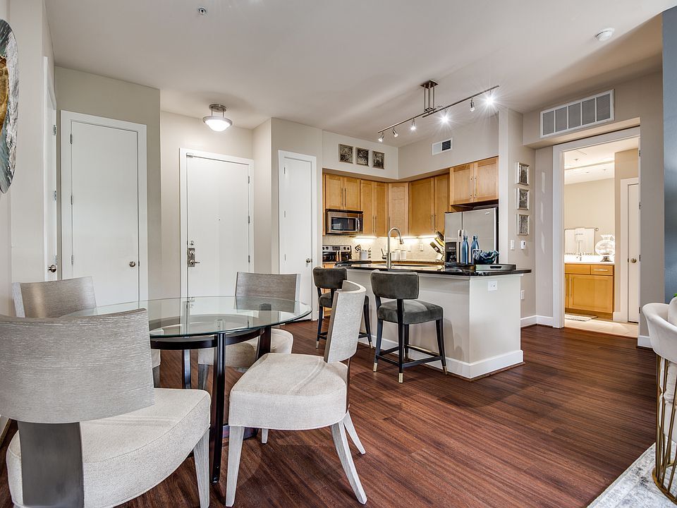 800 Town and Country Blvd Unit 1113, Houston, TX 77024 - Condo for Rent ...