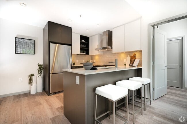 Apartments For Rent in North Vancouver, BC - 134 Rentals | Apartments.com