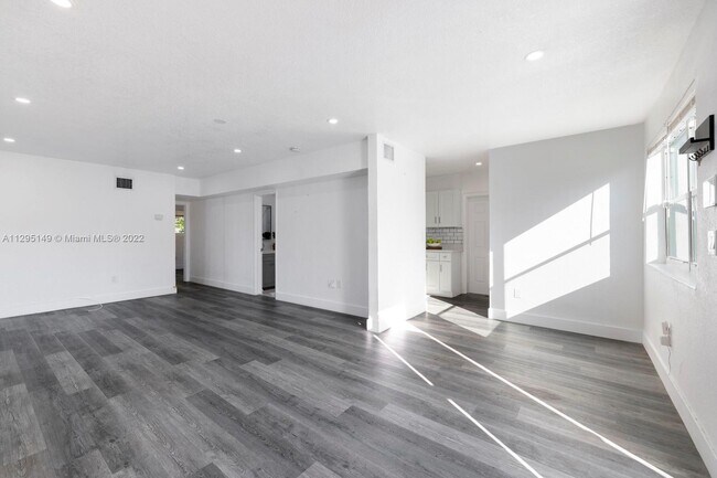 19350 NE 2nd Ave, Miami, FL 33179 - House Rental in Miami, FL ...