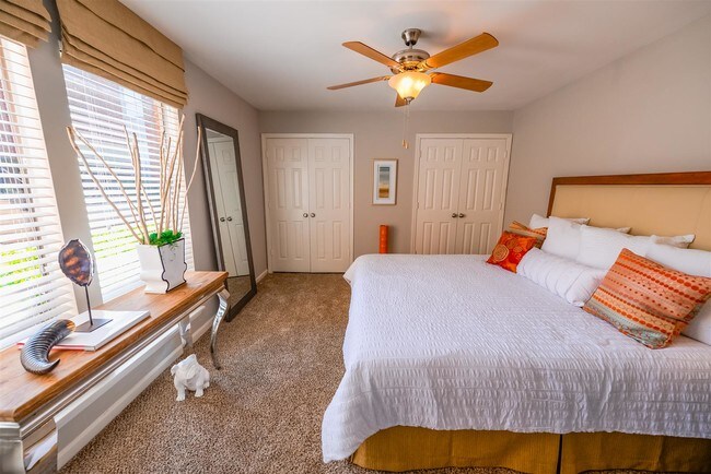 Pelham Place South Apartments - 100 Pelham Rd Greenville, SC ...