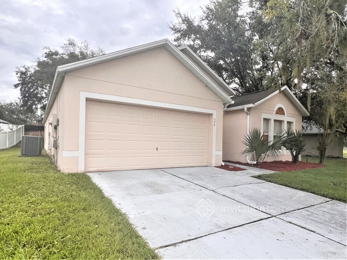 736 Lake Doe Blvd, Apopka, FL 32703 | Apartments.com