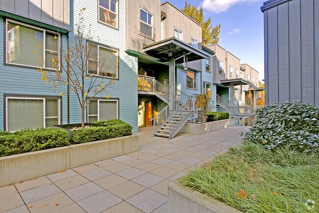 University Village Apartments for Rent with Wheelchair Access - Seattle ...