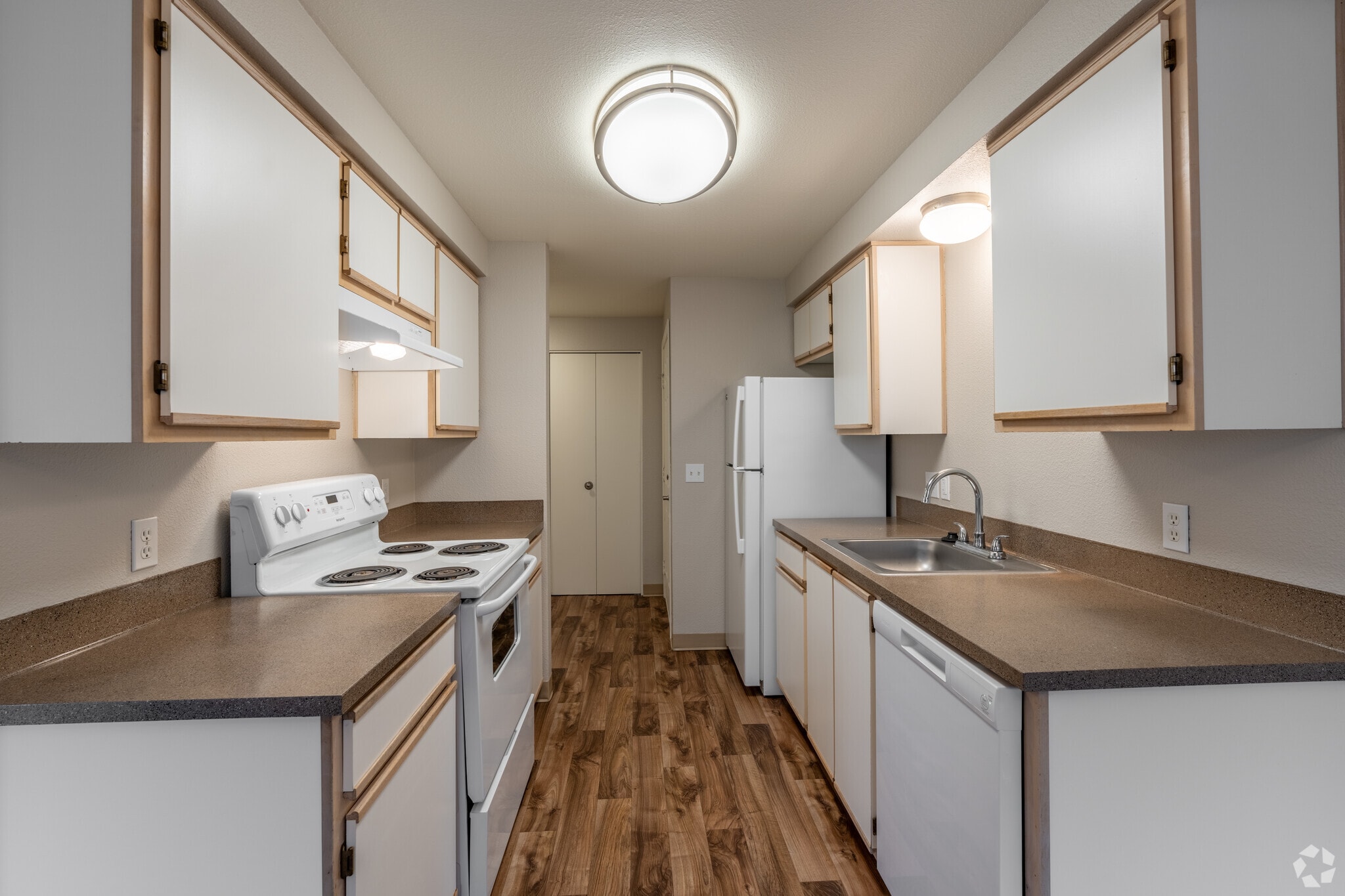 Columbia Village Apartments - 3684 Fisher Rd Ne Salem, OR 97305 ...