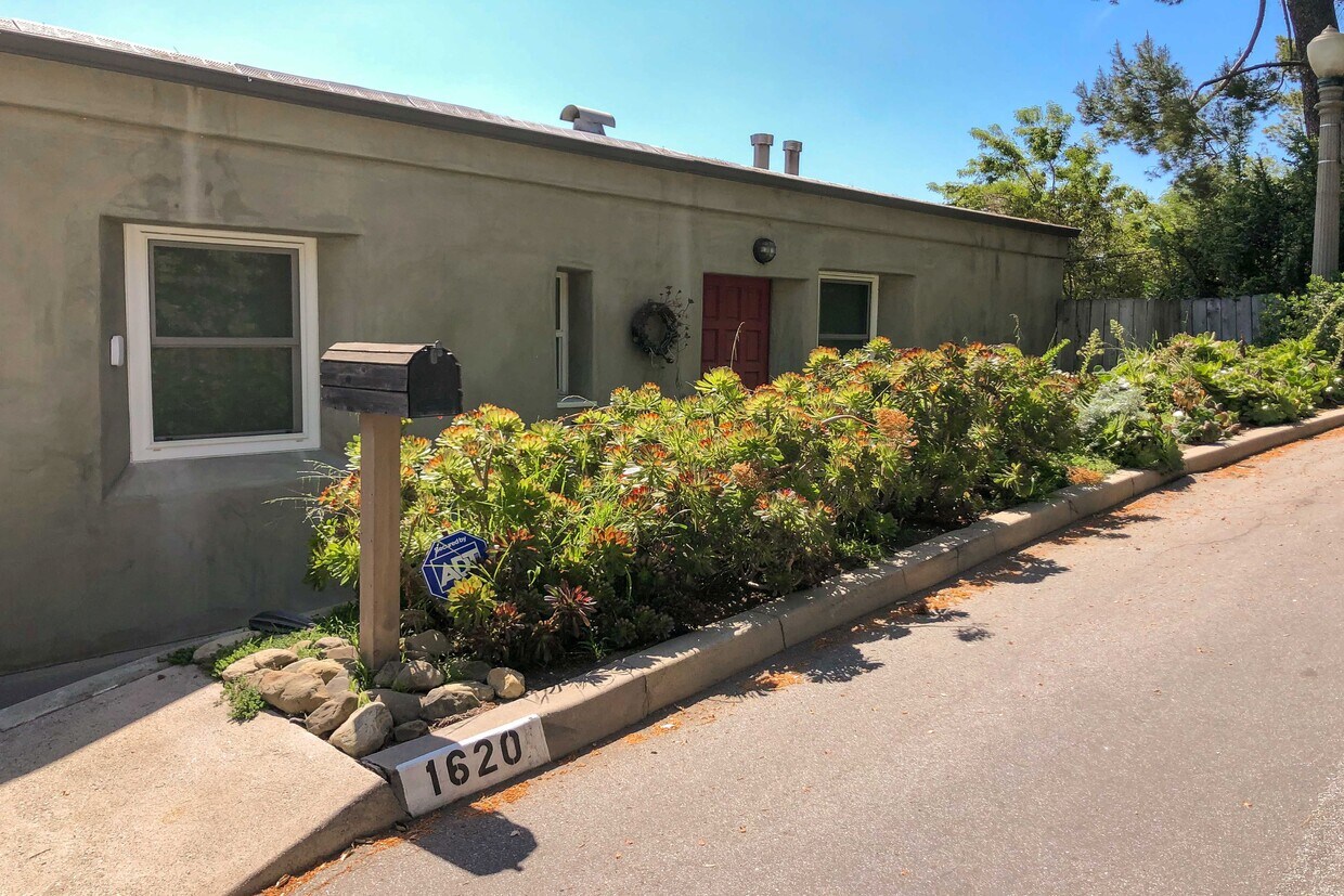 1620 Ina Dr, Glendale, CA 91206 - House Rental in Glendale, CA ...